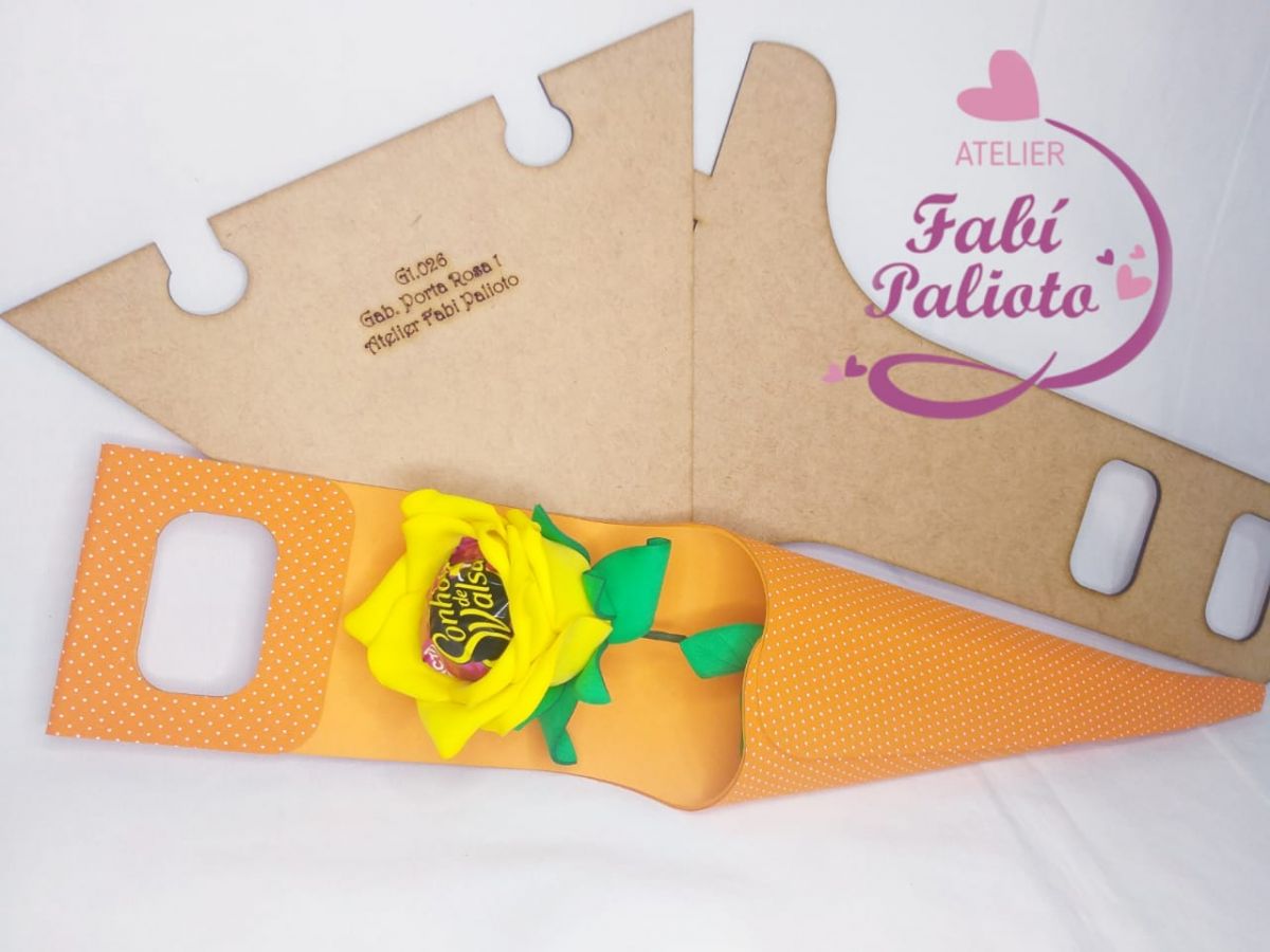 Atelier Fabi Palioto - G1.026 Gabarito de Moldes em MDF Porta Rosa 1